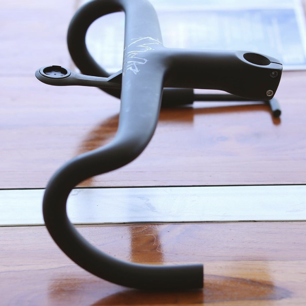 ELILEE XXE Integrated Handlebar - Underdogscycling.cc - Lightweight ...